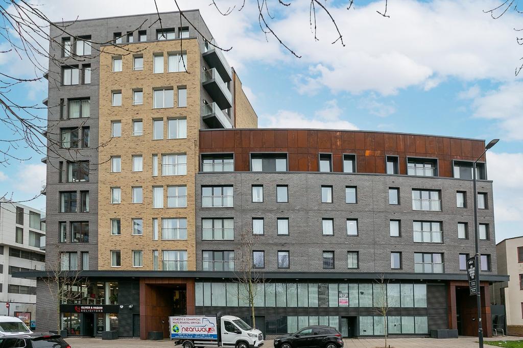 Wembley Hill Road, Wembley, HA9 1 bed apartment - £1,650 pcm (£381 pw)