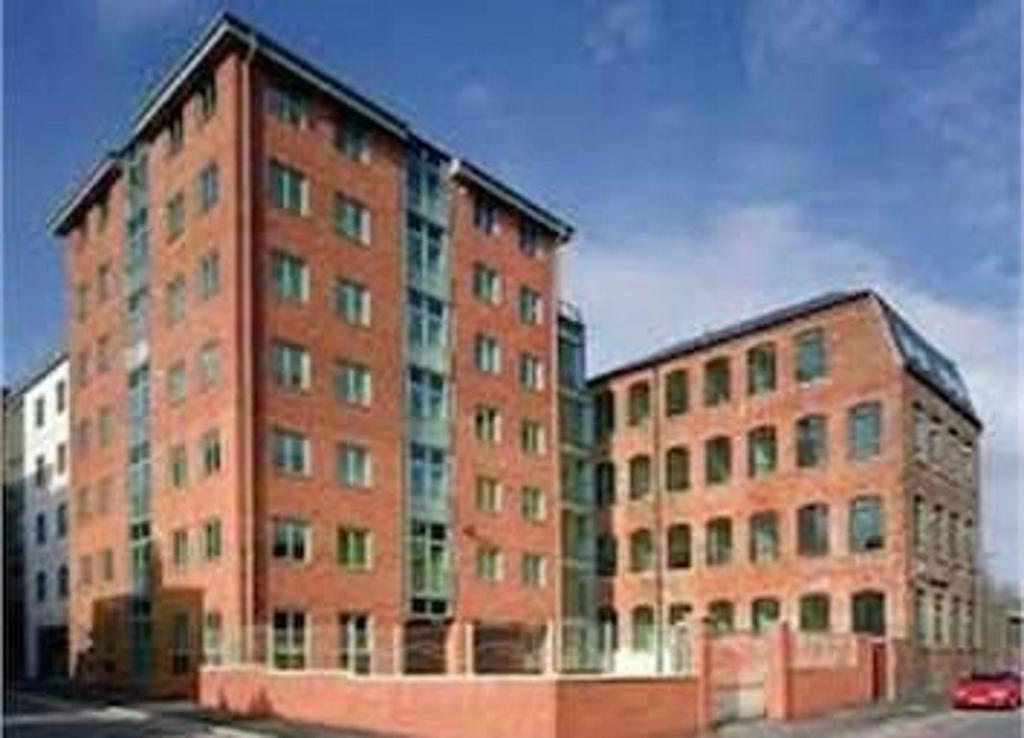 Portland Street, Nottingham NG7 2 bed flat to rent - £1,180 pcm (£272 pw)