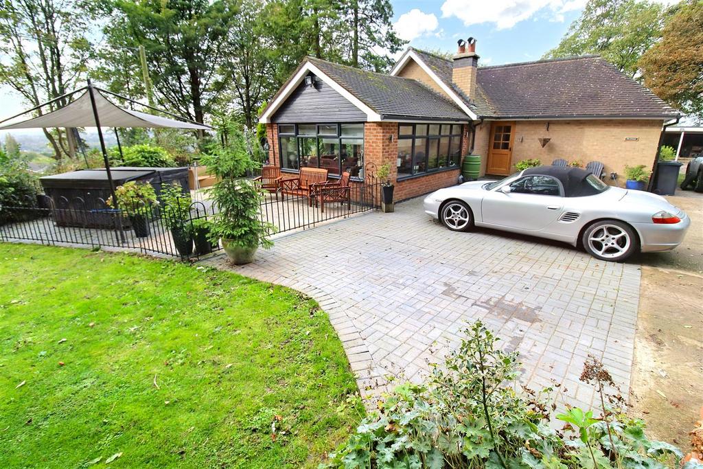 Eaves Lane Stoke On Trent St2 2 Bed Semi Detached Bungalow For Sale