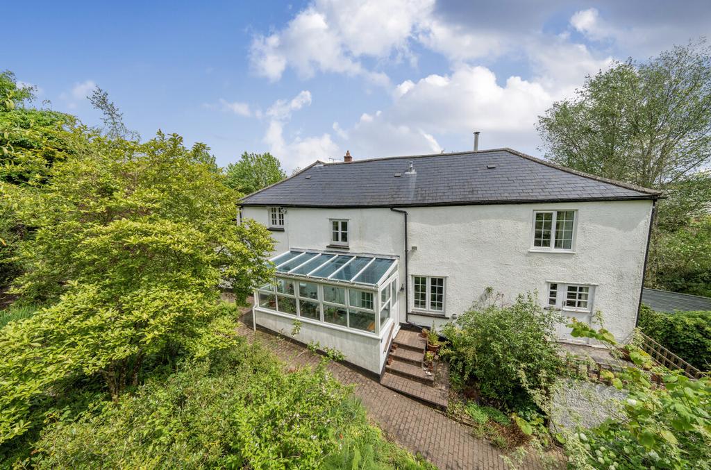 Oakford, Bampton, Devon, EX16 3 bed semi-detached house - £445,000