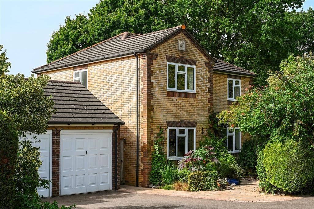 Badger Copse, Henfield 4 bed detached house - £650,000