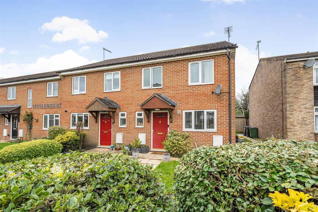 Nursteed Close, Devizes 3 bed end of terrace house - £275,000