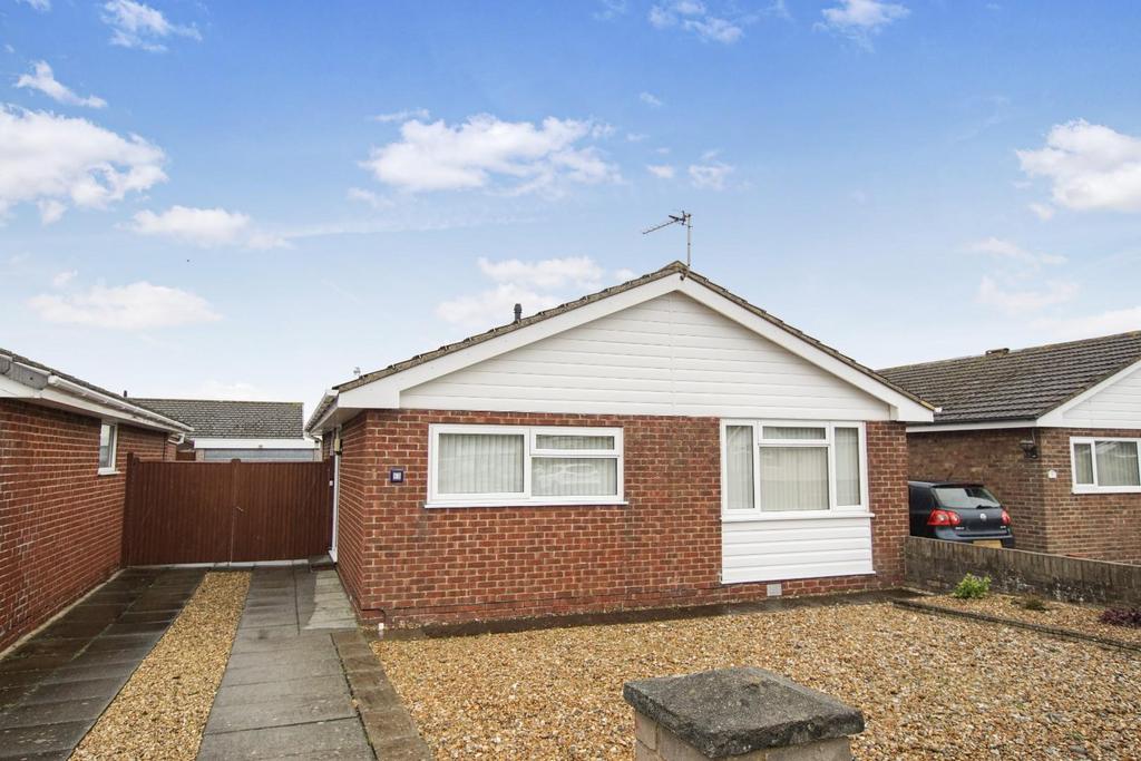 Beatty Road, Eastbourne BN23 2 bed detached bungalow for sale - £385,000