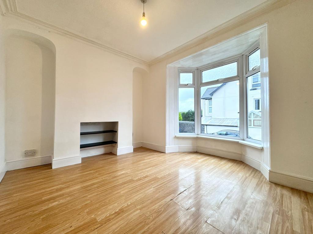 Aberdare CF44 3 bed semi-detached house - £120,000
