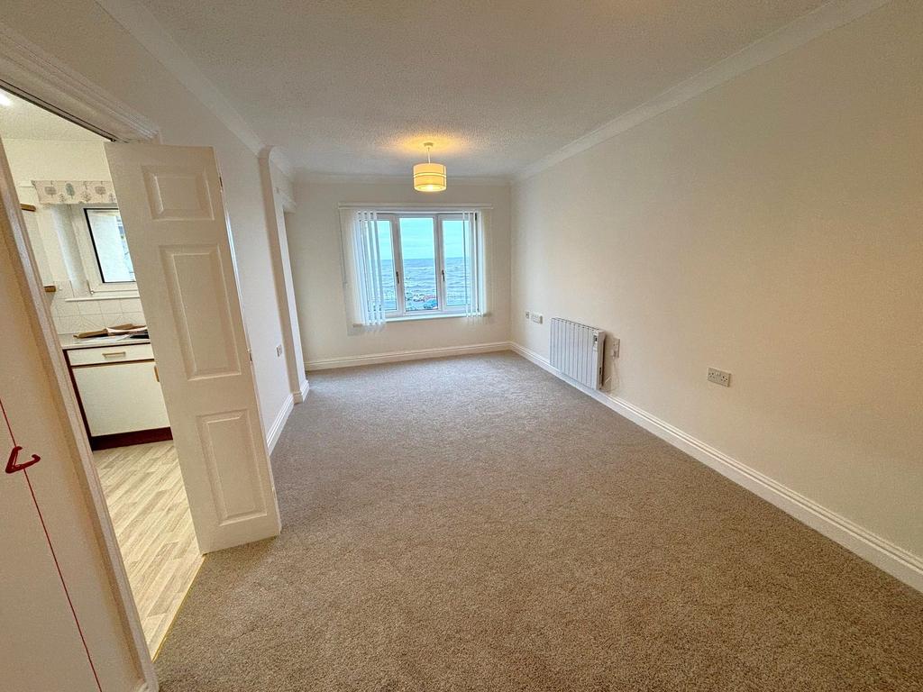 Strand, Leander Court Strand, TQ14 1 bed apartment for sale - £185,000