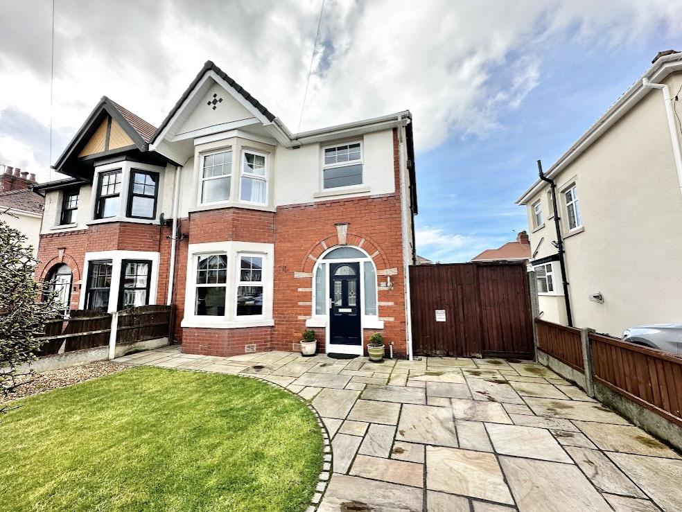 Ormont Avenue, Cleveleys FY5 3 bed semi-detached house - £280,000