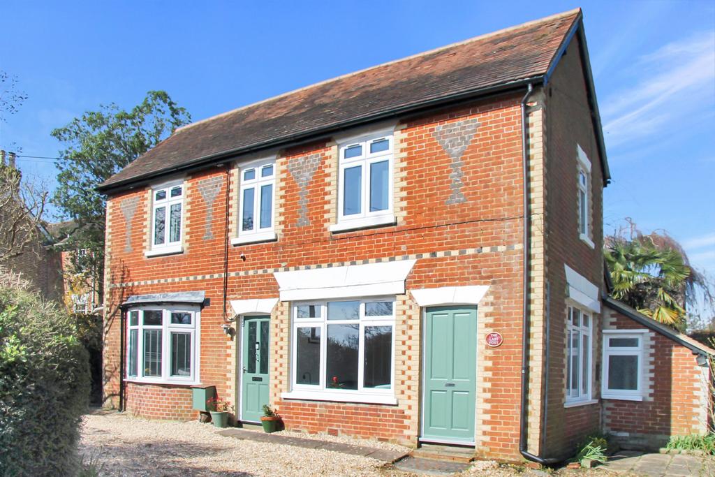 Durley, Hampshire 4 bed detached house for sale - £595,000