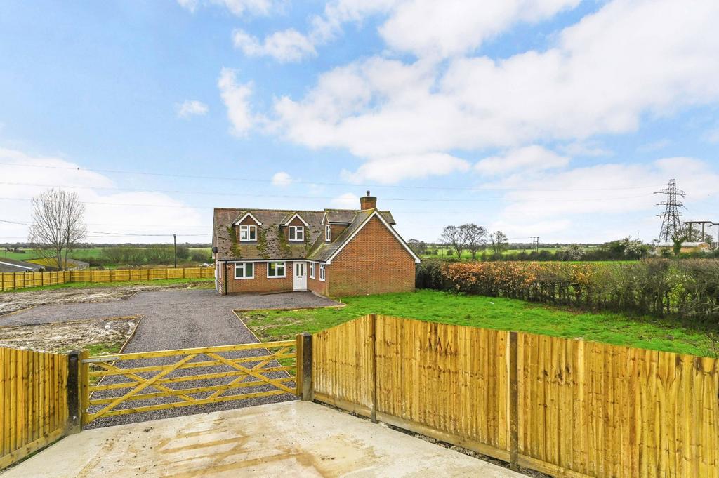 Hamstreet Road, Ruckinge, Ashford... 4 bed detached house for sale - £ ...