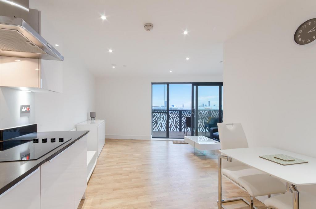 Cityview Point, 139 Leven Road, E14 1 bed flat for sale - £300,000
