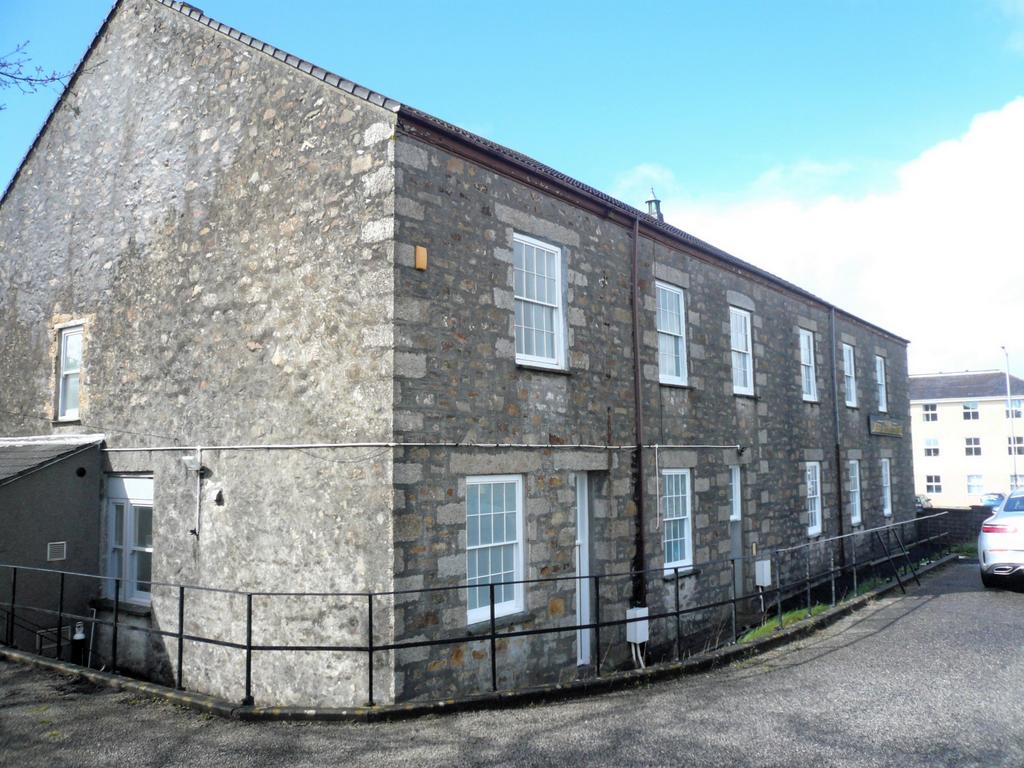 Wilson Way, Redruth TR15 3 bed terraced house - £125,000