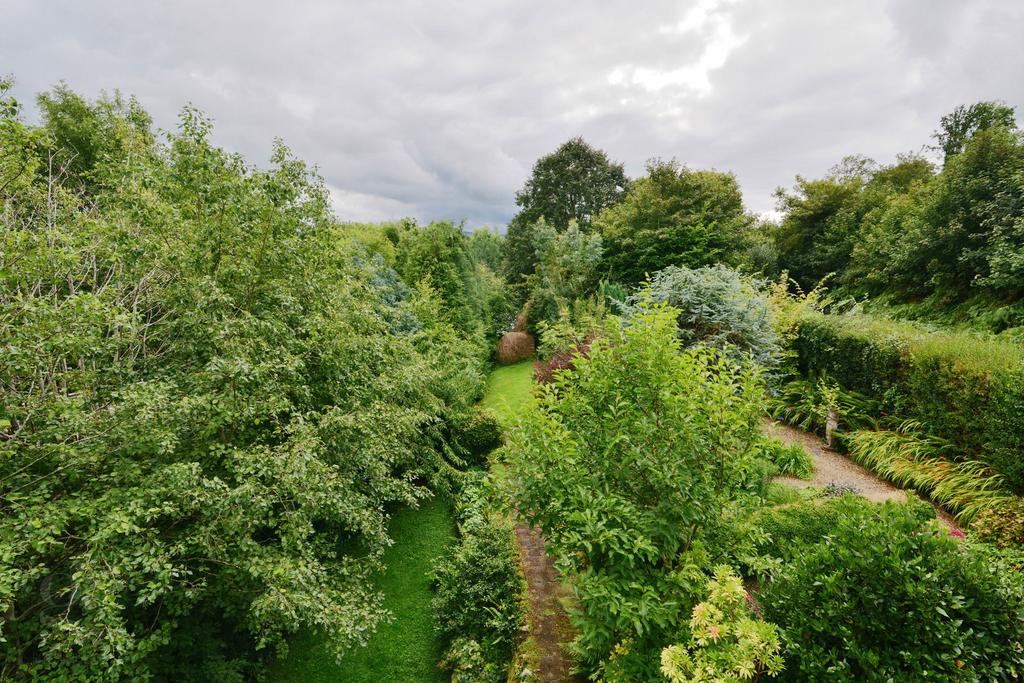 Whitney-On-Wye, Herefordshire, HR3 6EU 4 bed detached house for sale ...
