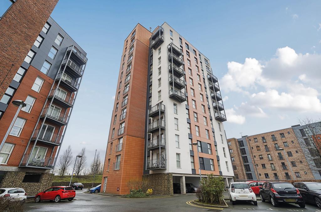 Stillwater Drive, Manchester 2 bed apartment - £140,000