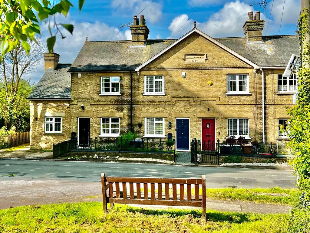 Cappell Lane, Ware SG12 2 bed terraced house - £550,000