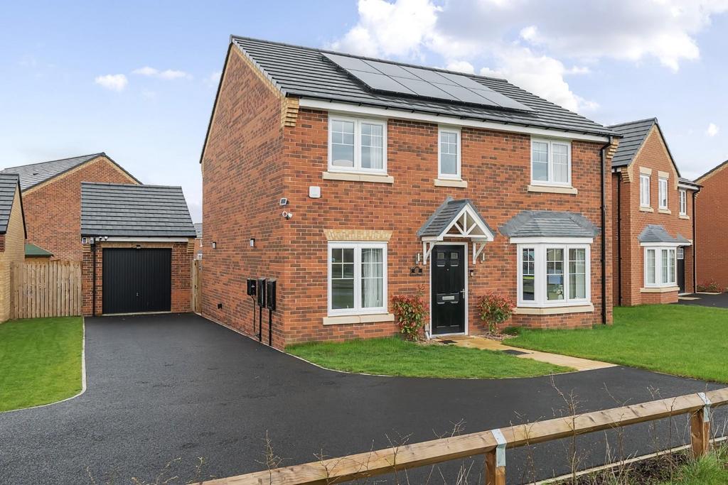 Rowan tree Close, Sowerby, Thirsk 4 bed house - £424,000
