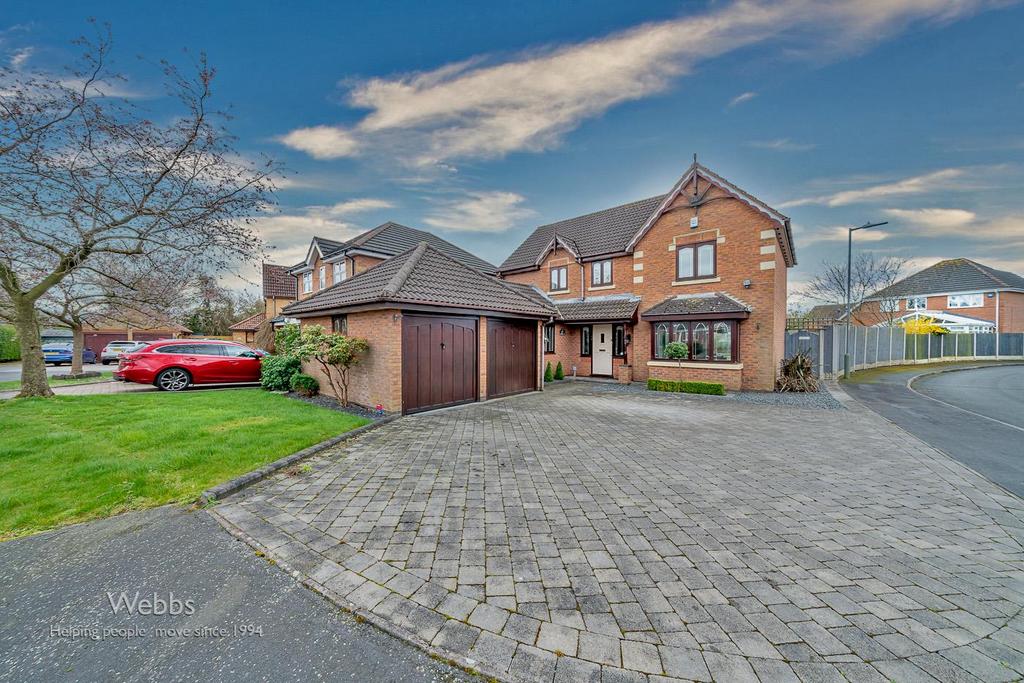 Snowdrop Close, Walsall WS8 4 bed detached house for sale - £520,000