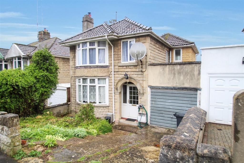 Bowood Road, Old Town, Swindon 4 bed detached house - £325,000