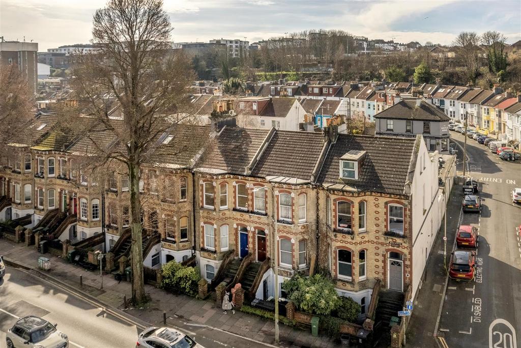 Preston Road, Brighton 3 bed terraced house - £575,000