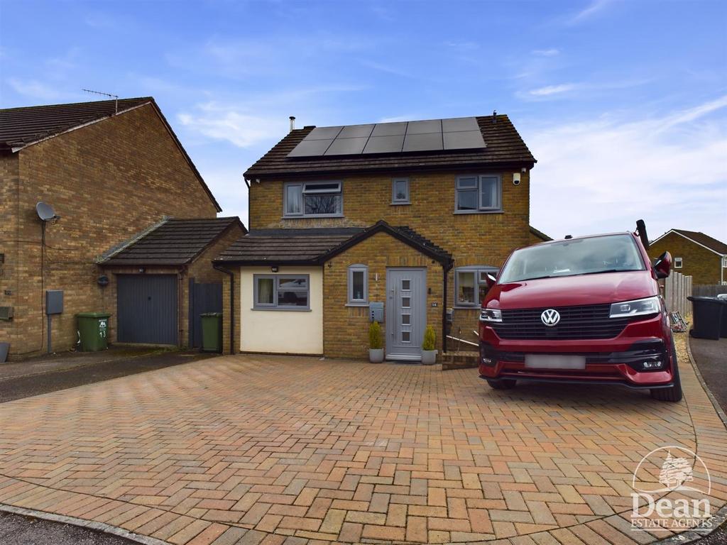 Copley Drive, Coleford 4 bed detached house - £325,000