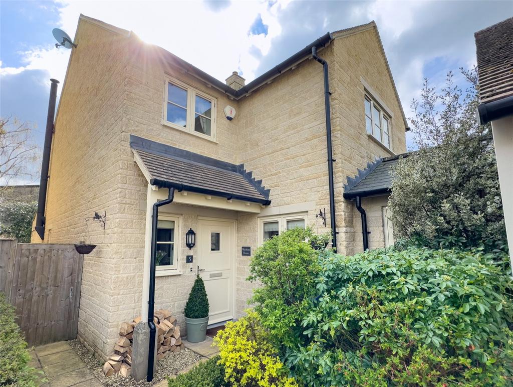 Foxbury Court, Witney OX29 4 bed detached house - £600,000