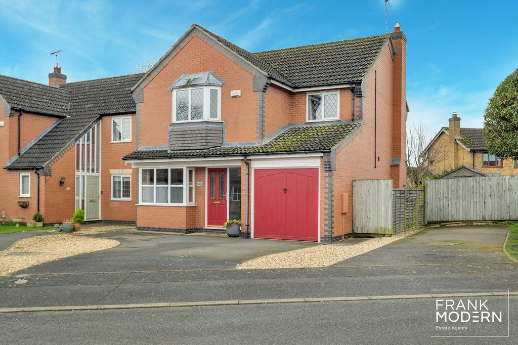 Dunlin Road, Essendine, PE9 4 bed detached house - £320,000