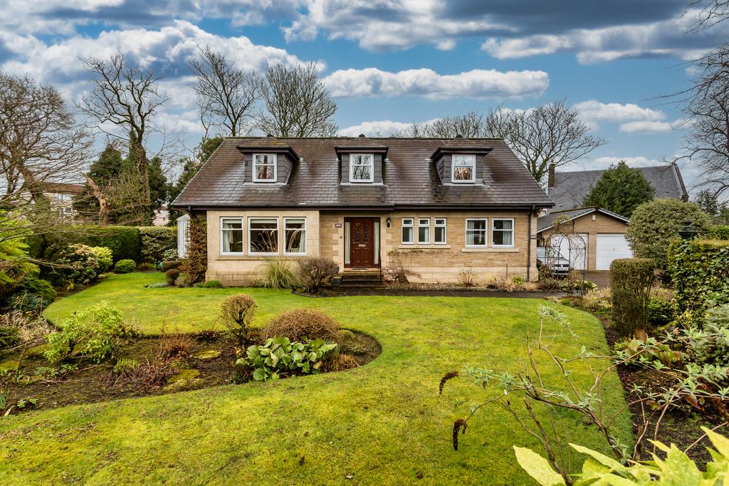 2a Low Road, Paisley, PA2 6AG 4 bed detached villa - £360,000