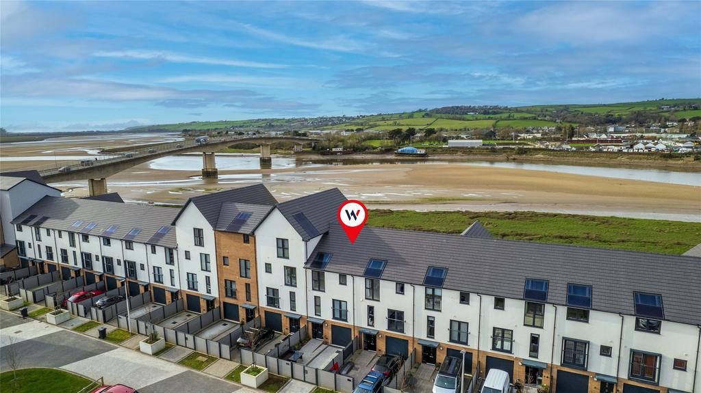 Taw Wharf, Sticklepath, Barnstaple... 3 bed terraced house - £390,000