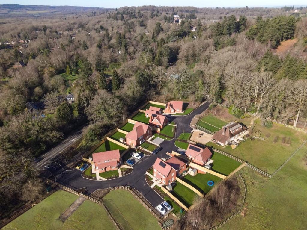 Wormley Lane, Hambledon, Godalming... 3 bed detached house for sale - £ ...