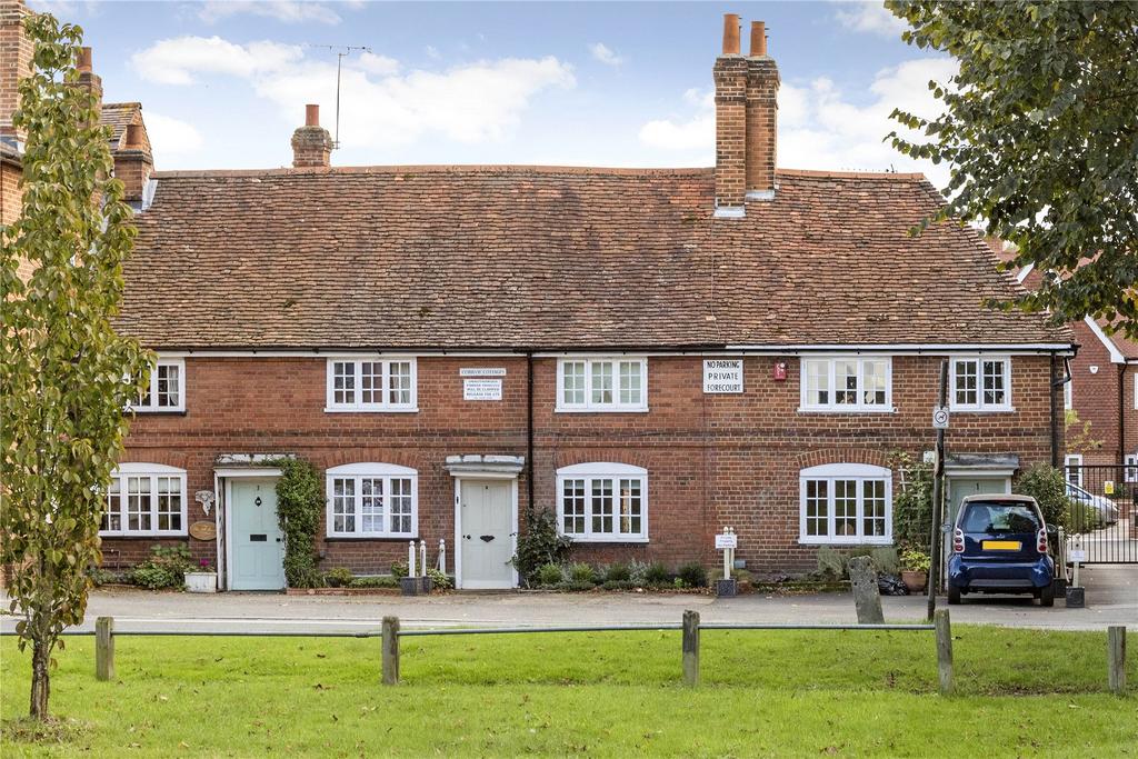 High Street, Ripley, Surrey, GU23 2 bed terraced house - £525,000
