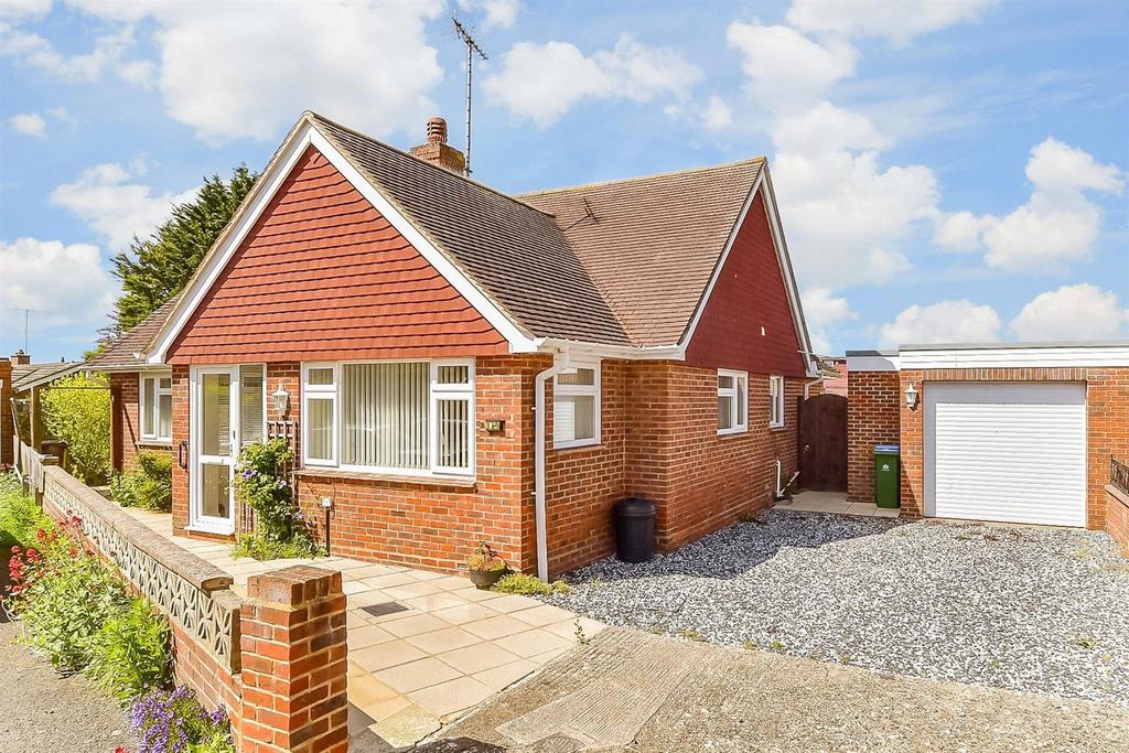Parry Drive, Rustington, West Sussex 2 bed detached bungalow - £525,000