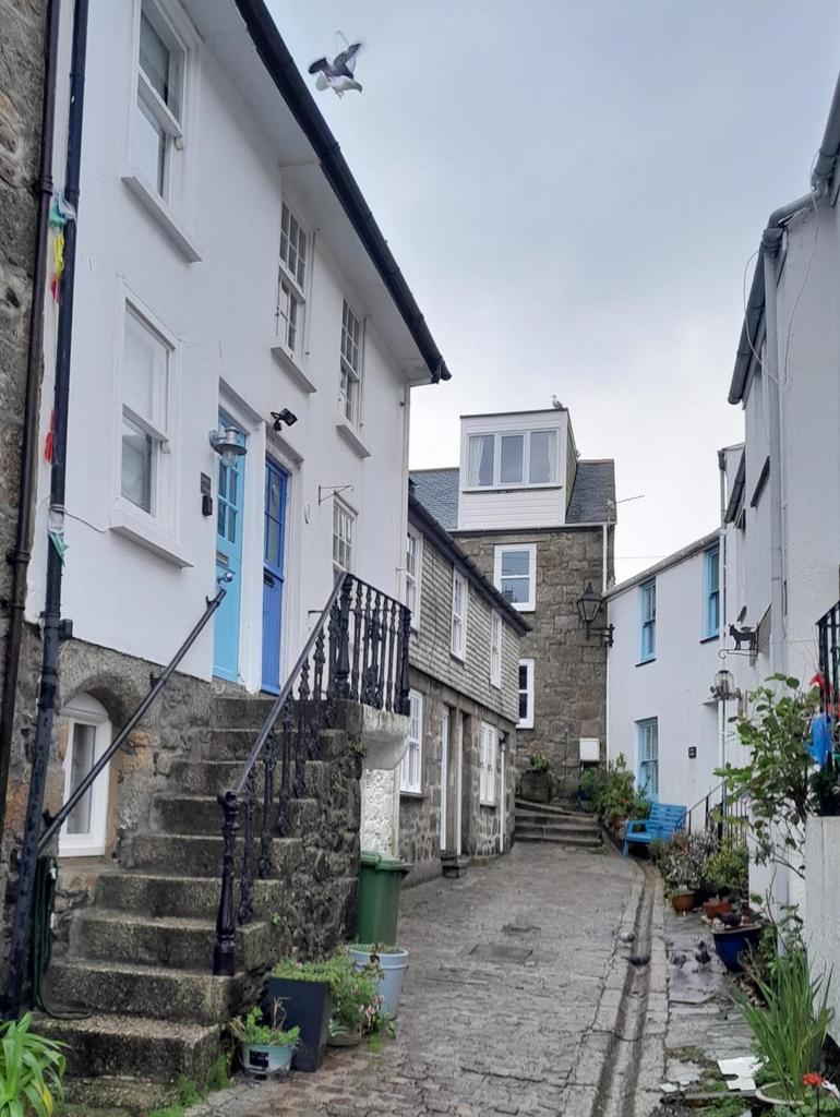 Virgin Street, St Ives TR26 3 bed terraced house - £475,000