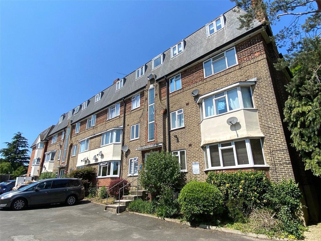 East Barnet, East Barnet EN4 2 bed apartment - £1,600 pcm (£369 pw)
