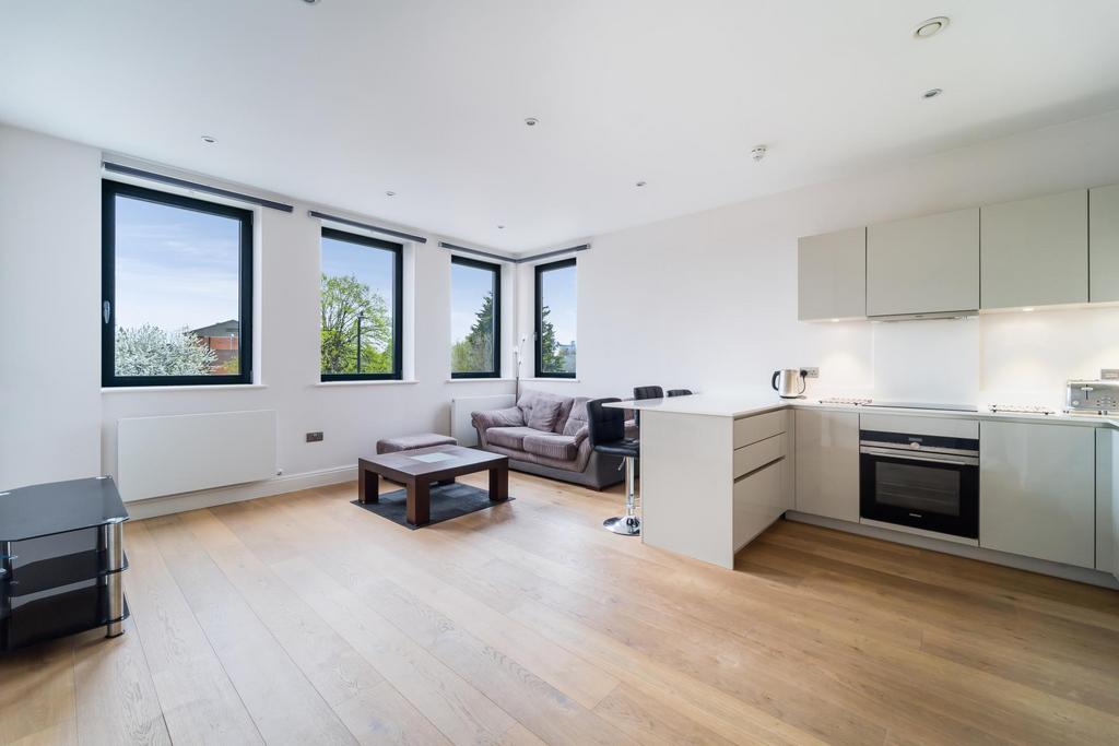 John Busch House, London Road... 1 bed apartment - £1,699 pcm (£392 pw)