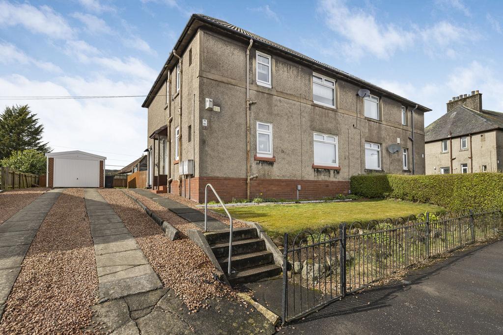 Levern Crescent, Barrhead G78 2 bed ground floor flat - £85,000