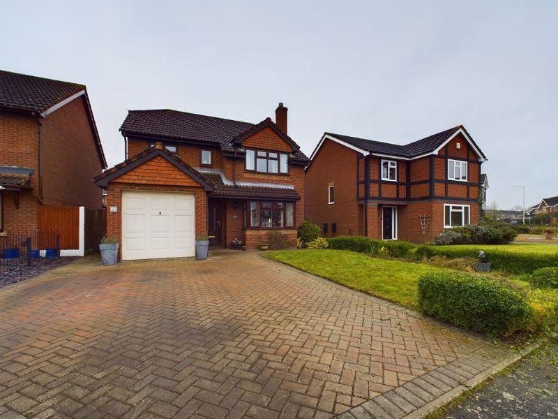 Saltwells Drive, Telford TF2 4 bed detached house - £345,000