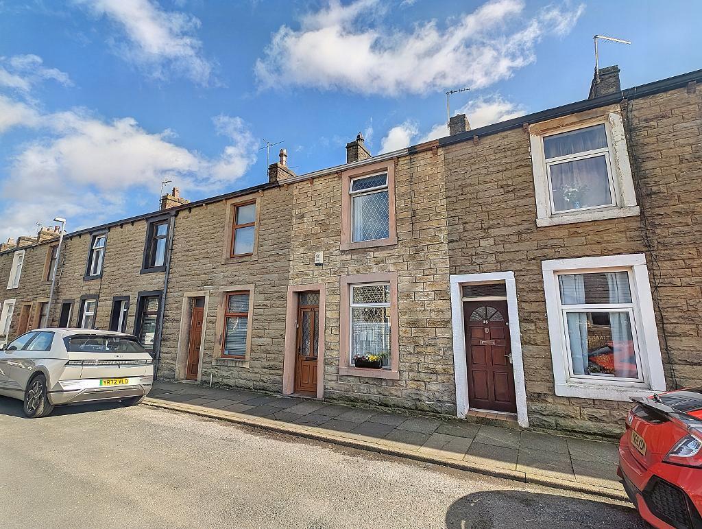 Mitchell Street, Clitheroe, BB7 1DF 2 bed terraced house - £139,950