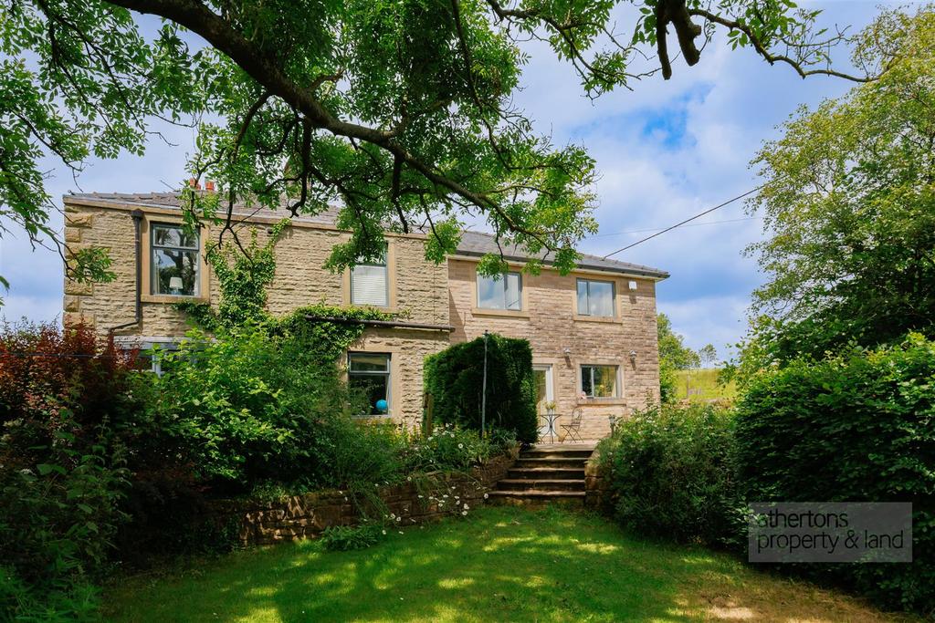 Whinney Lane, Mellor, Ribble Valley 5 bed detached house - £625,000