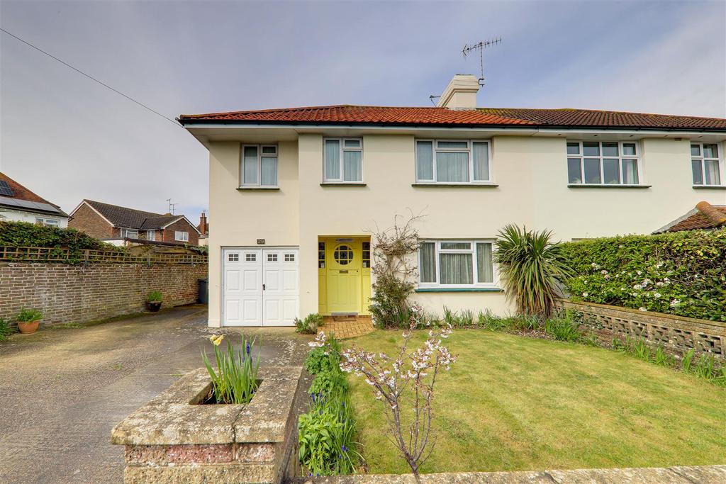 Charmandean Road, Broadwater, Worthing 4 bed semi-detached house - £525,000