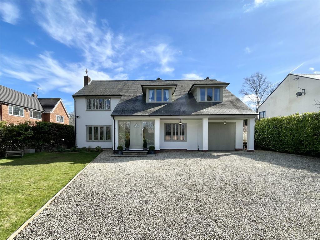 Middle Drive, Darras Hall, Ponteland... 5 bed detached house - £875,000