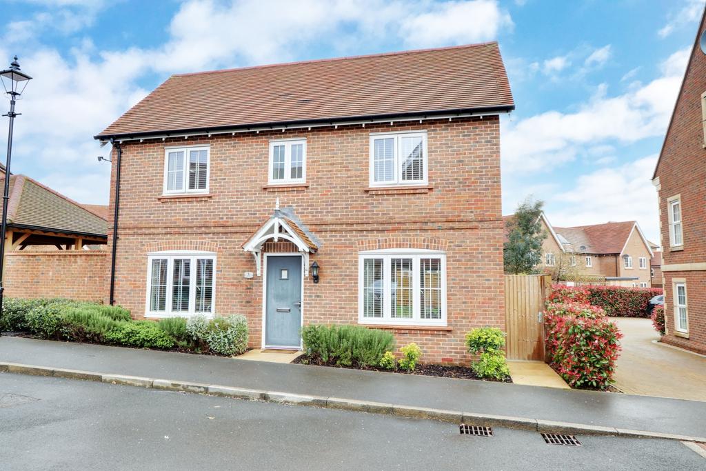 Corbel Rise, Chineham, Basingstoke... 3 bed detached house for sale - £ ...