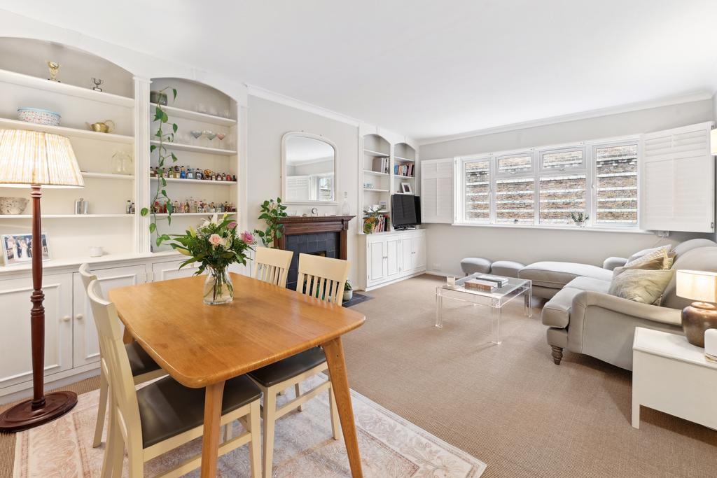 Strutton Court, Great Peter Street... 2 bed flat - £800,000