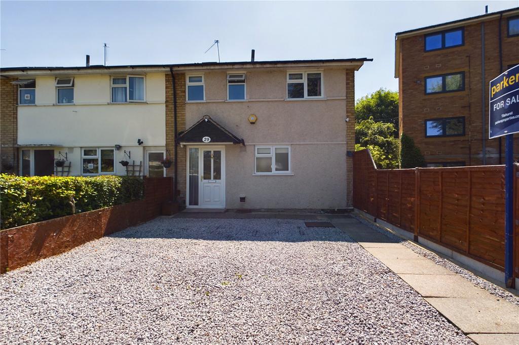 Dwyer Road, Reading, Berkshire, RG30 3 bed end of terrace house - £375,000