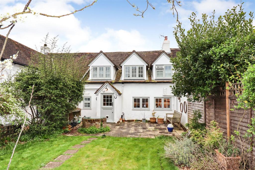 The Street, Fleet GU51 3 bed terraced house - £535,000