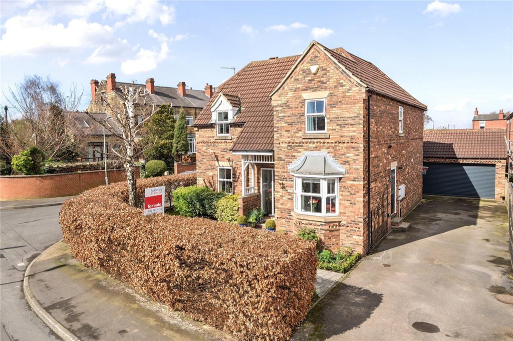 Castlefields, Rothwell, Leeds, West... 4 bed detached house - £420,000