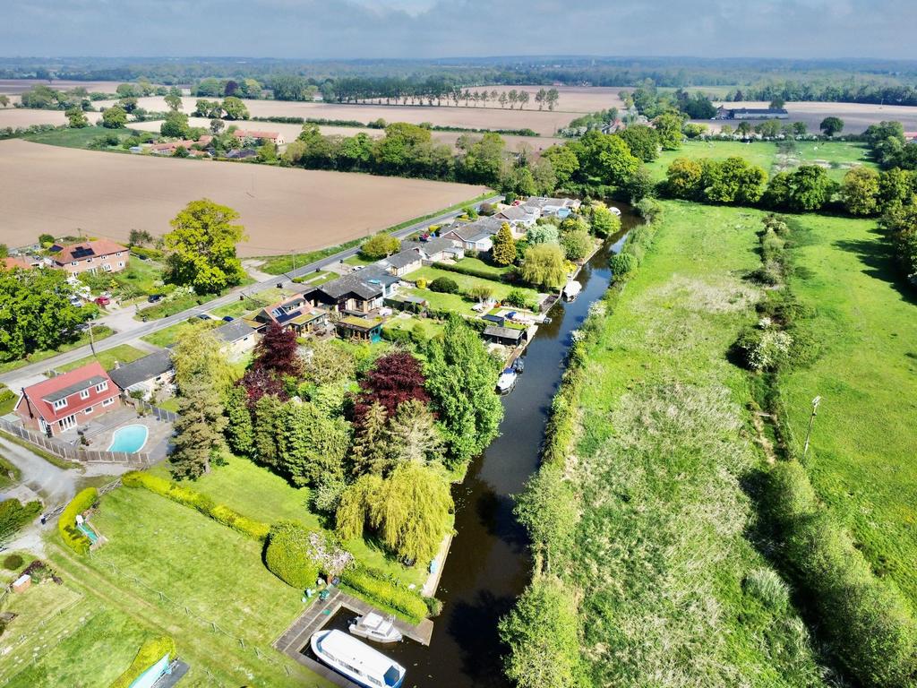 The Street, Dilham 4 bed detached house for sale - £650,000