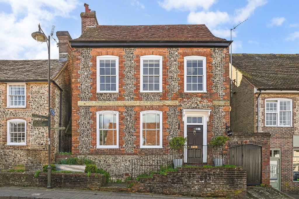 High Street, Steyning, West Sussex... 4 bed detached house - £1,100,000
