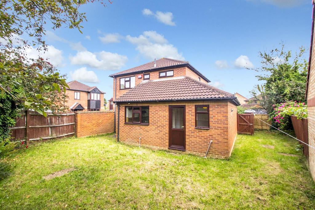 Lavender Grove, Walnut Tree 3 bed detached house for sale - £399,995