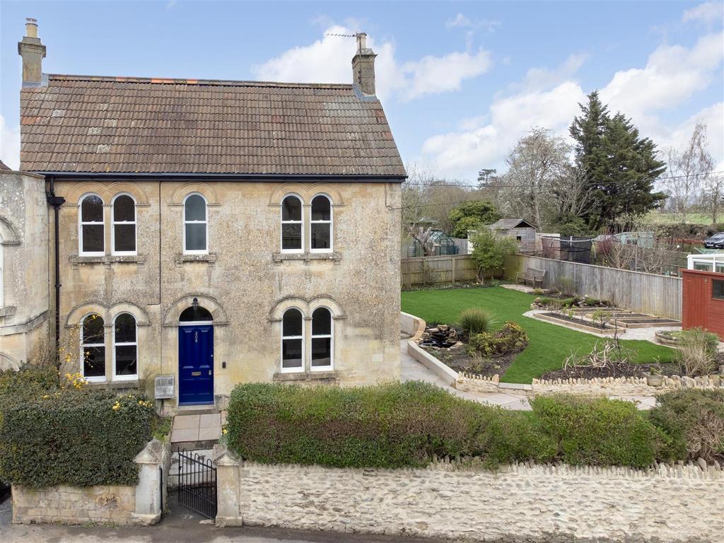 Devizes Road, Hilperton 4 bed house - £575,000