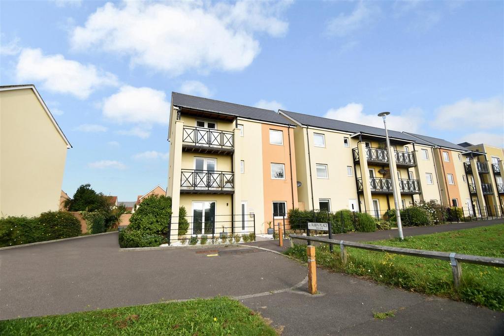 Robin Place, Portishead 4 bed detached house - £650,000