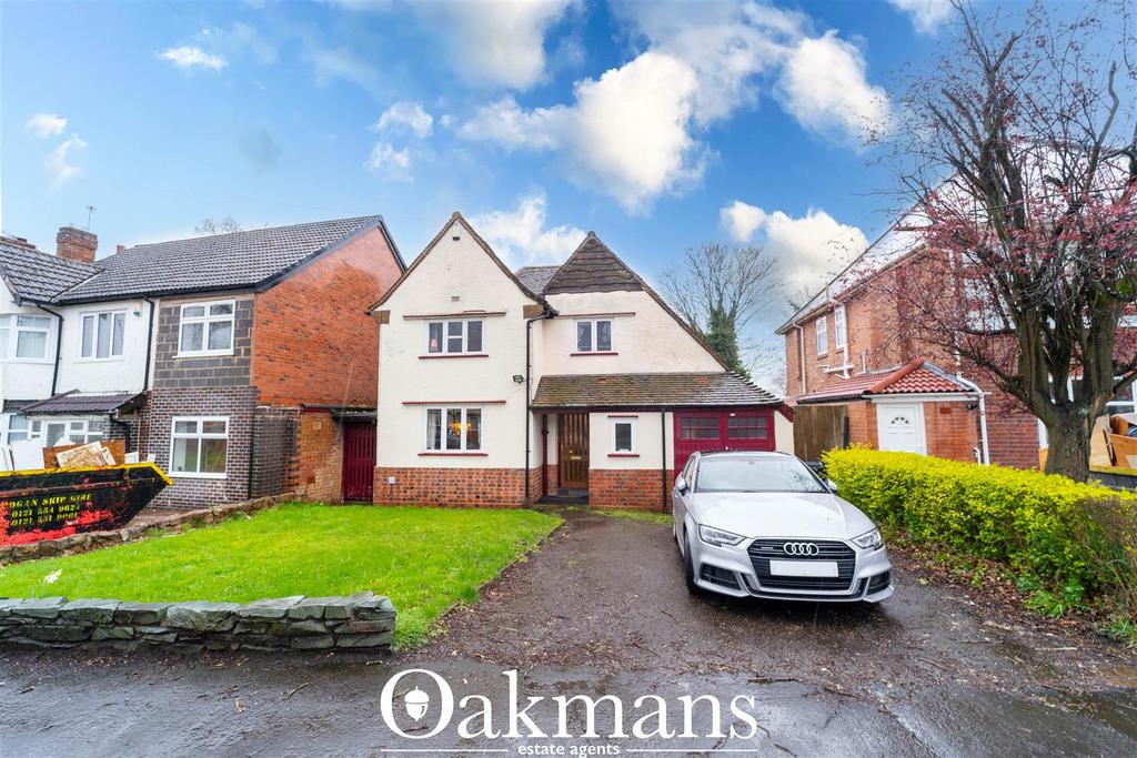 Grove Road, Kings Heath, B14 3 bed detached house - £500,000