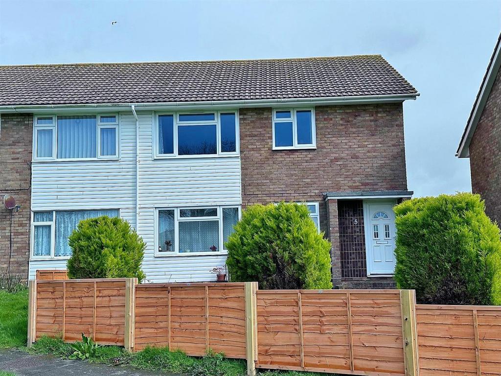 Shakespeare Walk, Eastbourne BN23 2 bed maisonette - £200,000